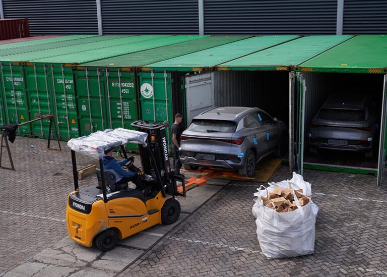 Car Container Unloading Training - Marlog Automotive